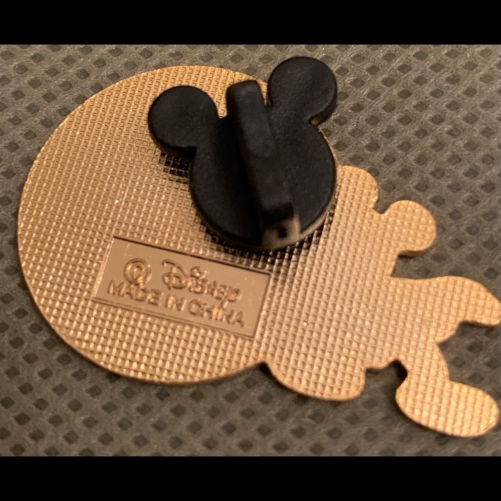 Wdw Epcot Country Flags Mickey Collectible Pin - Gem